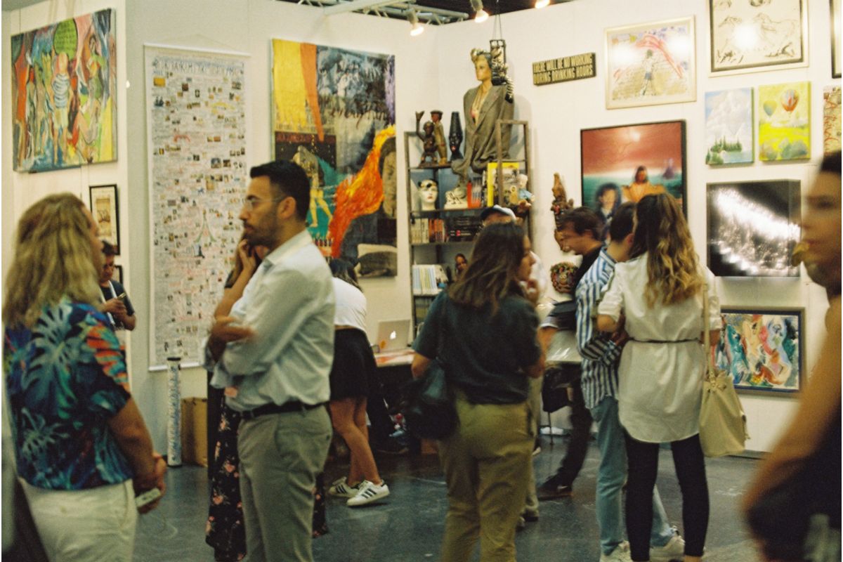 How To Sell Your Art Locally - Learn How to Sell Art Online - Art ...